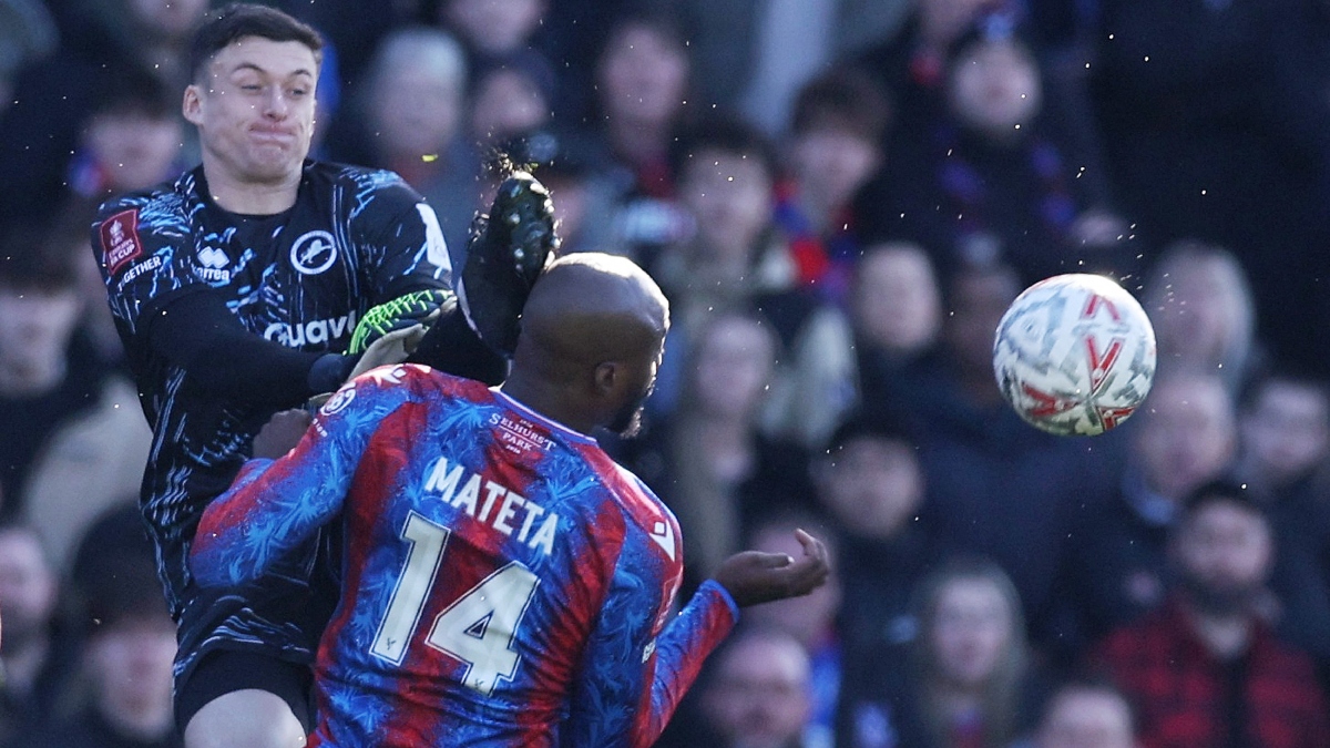 WATCH Jean-Philippe Mateta foul injury video: Crystal Palace striker ...