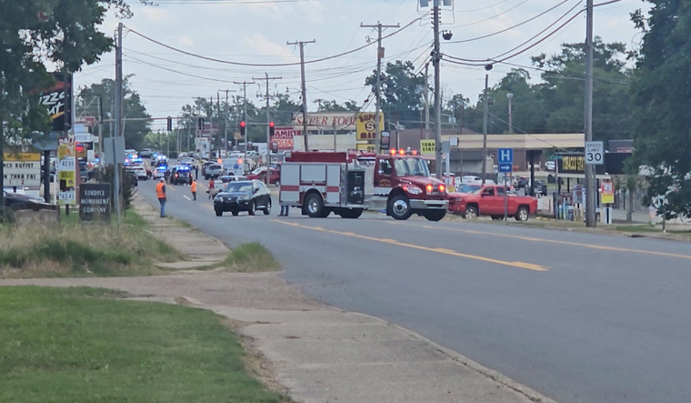 US: Fourth victim died a day after shooting at Arkansas grocery store ...