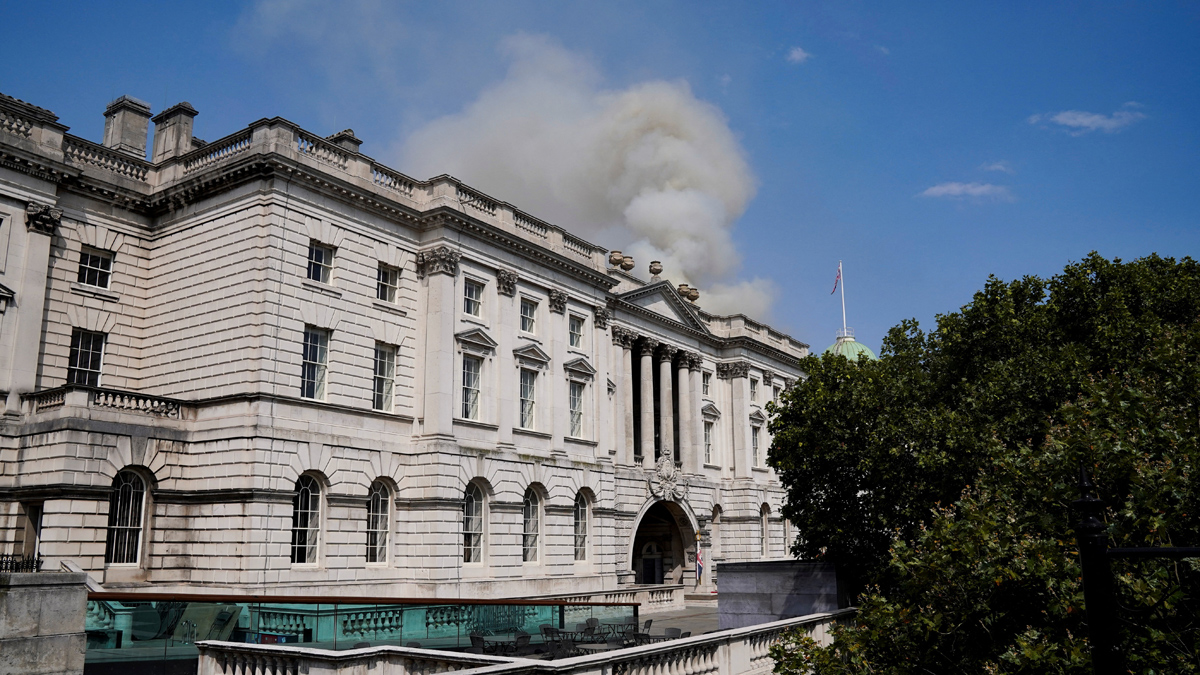 Fire breaks out at London's Somerset House, home to priceless works of ...