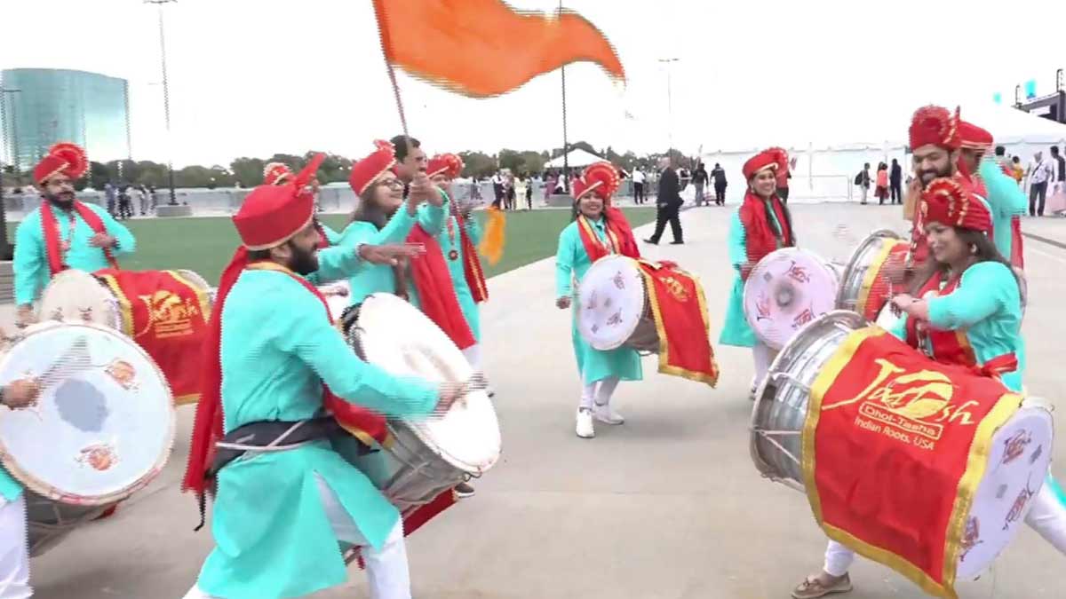 'Modi and US': Indians in New York gather at Nassau Coliseum for PM's ...