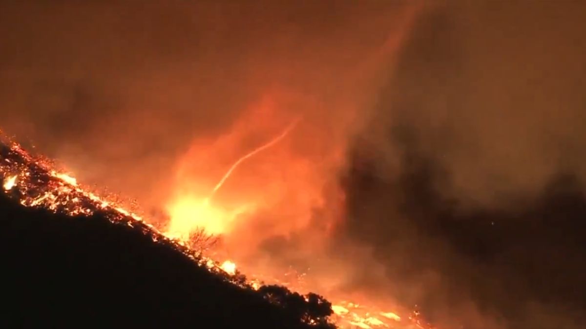 What is a 'firenado'? Watch rare 'fire devil' event caught on camera ...