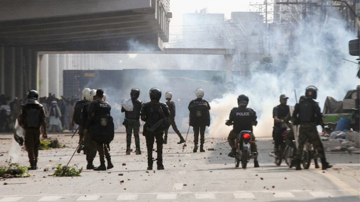 Pak on edge: TLP-police clashes intensify as Saad Hussain Rizvi shot ...