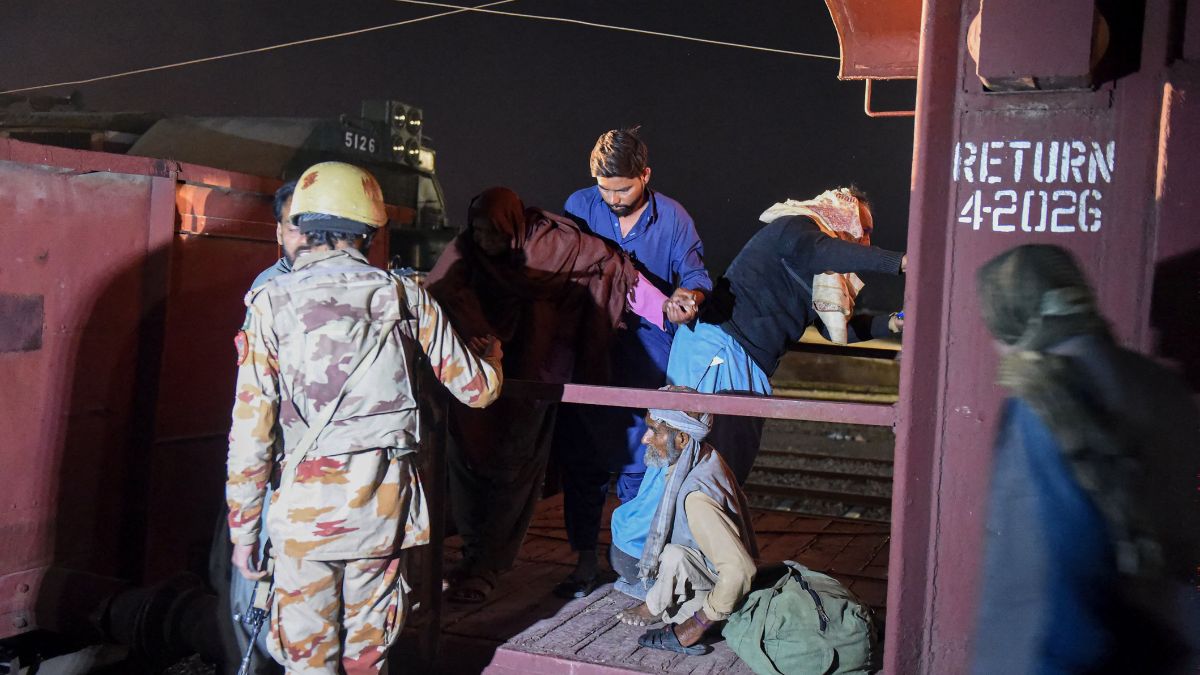 Pakistan train attack: How the hijack of Jaffar Express unfolded inside ...