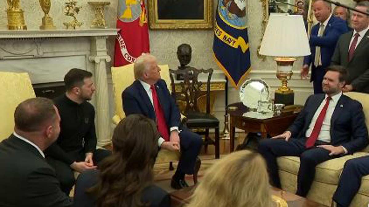 Trump's wink at reporter, poised index finger: Body language expert ...