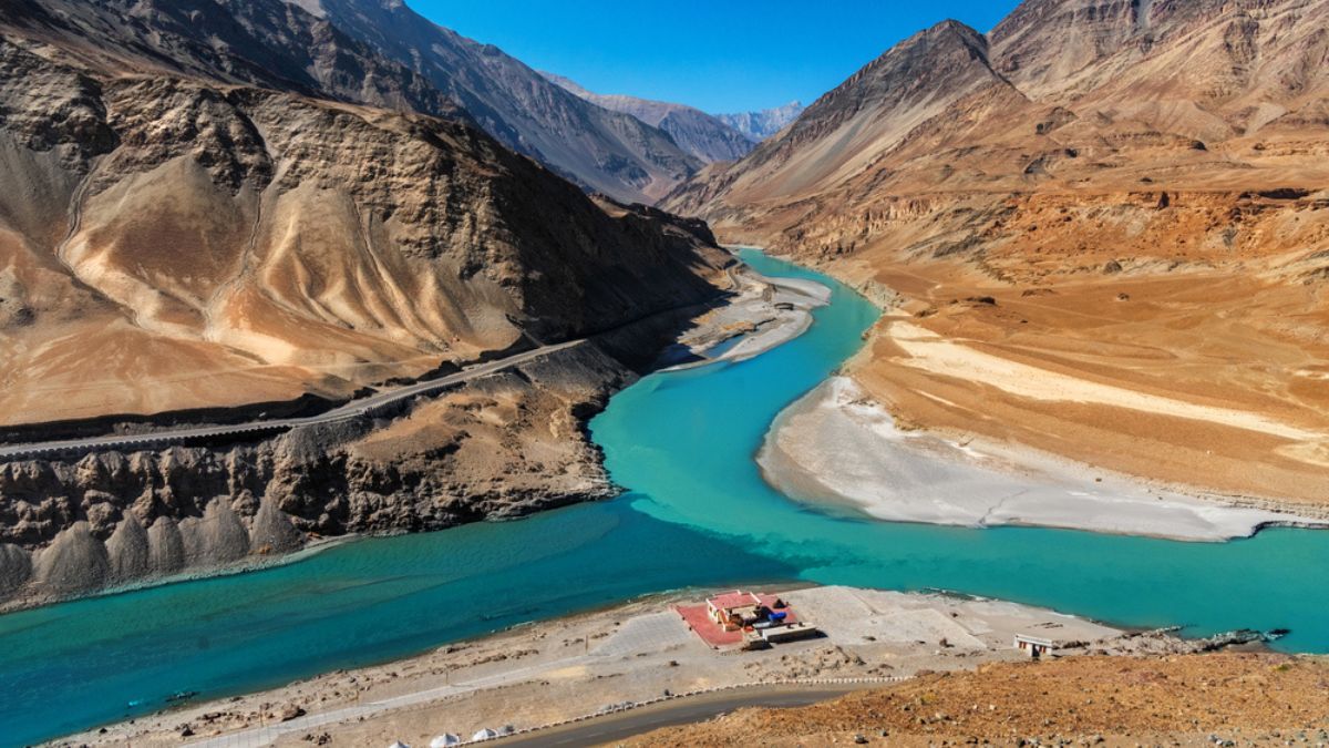 India acts, restricts water flow to Pakistan through Baglihar dam over ...