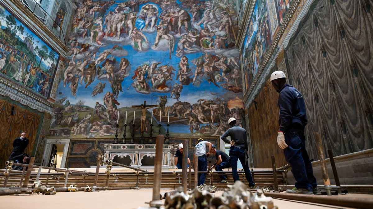 Inside the Vatican's Sistine Chapel: How secretive conclave elects the ...