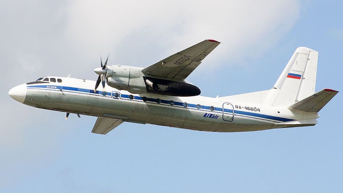 Russian plane with 46 passengers goes missing: ‘All communications lost ...