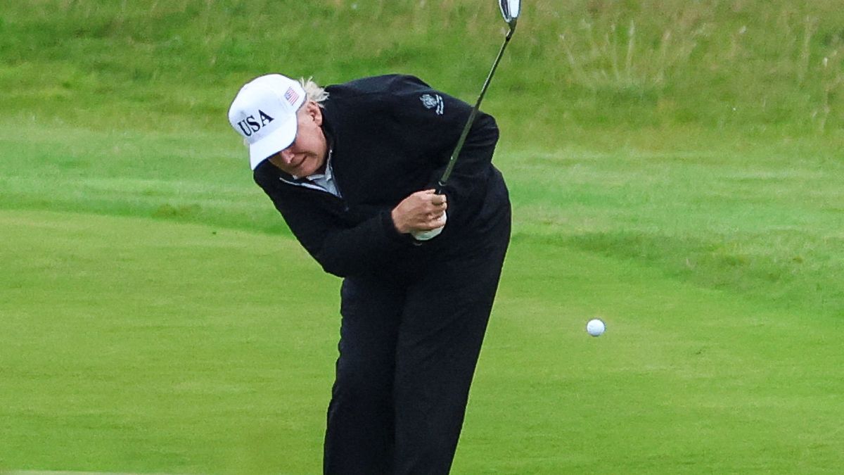 Video showing Donald Trump ‘cheating’ at golf in Scotland goes viral ...