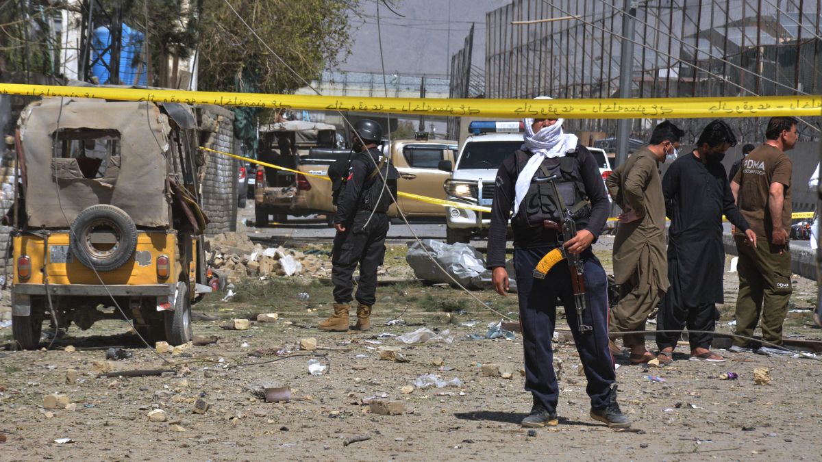 Hours after massive Quetta car bomb blast, Pakistan points fingers at ...