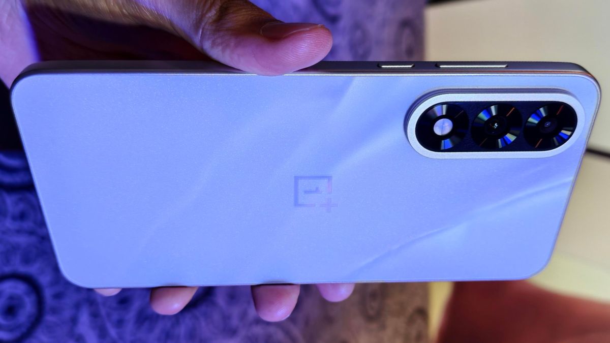 OnePlus Nord 5 smartphone review: Great budget choice for high-end ...