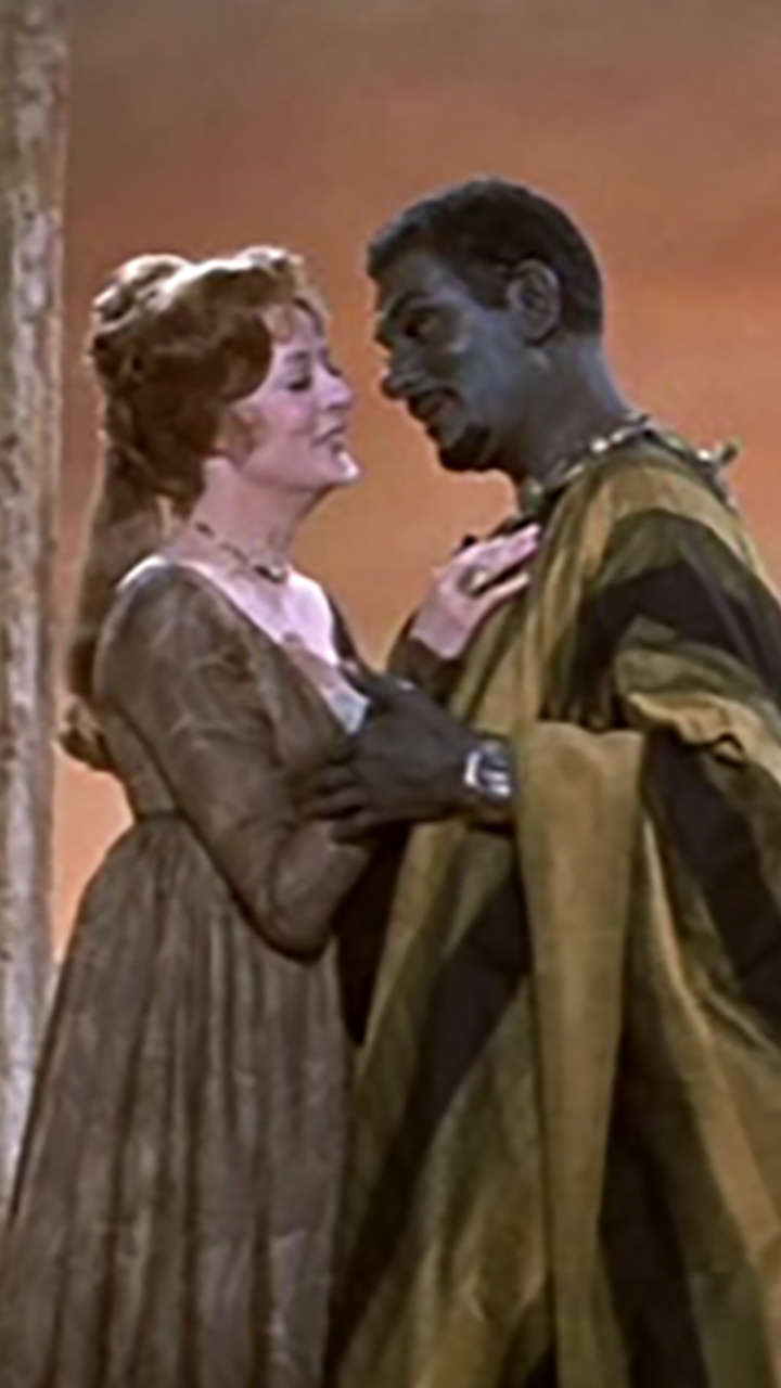 maggie smith othello