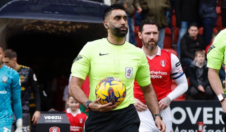 5 things about Sunny Singh Gill: First Indian-origin man to referee ...